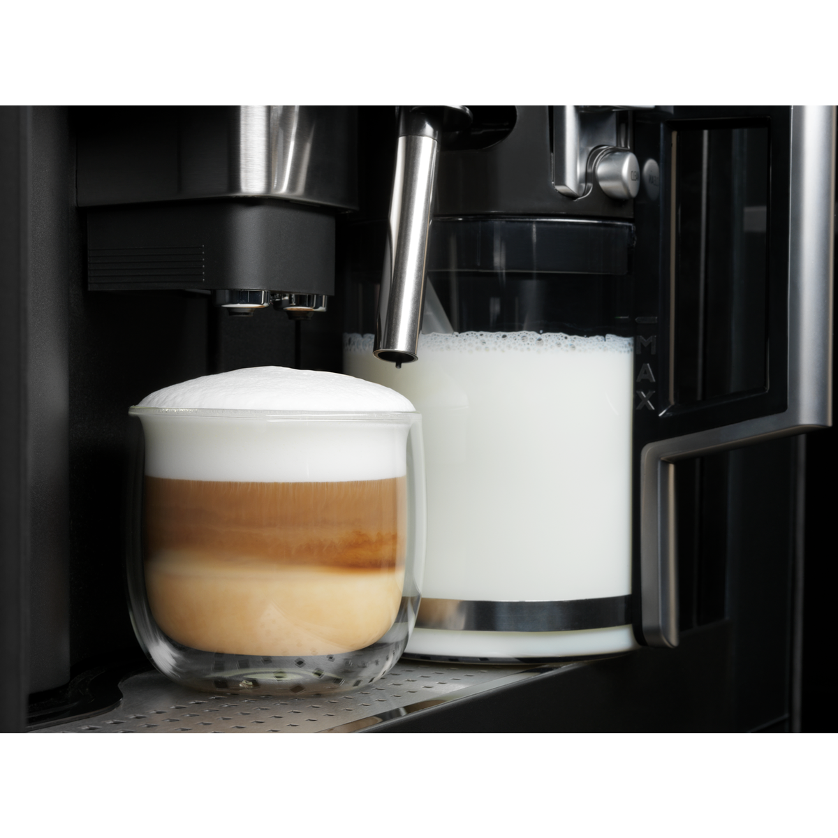 Espressor încorporabil 900 KBC85Z Espressor încorporabil | Electrolux