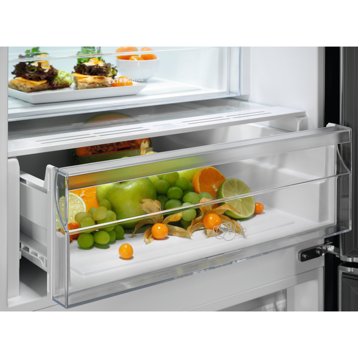 Combină frigorifică No Frost clasă E 330 litri H 186 cm Inox Look ...